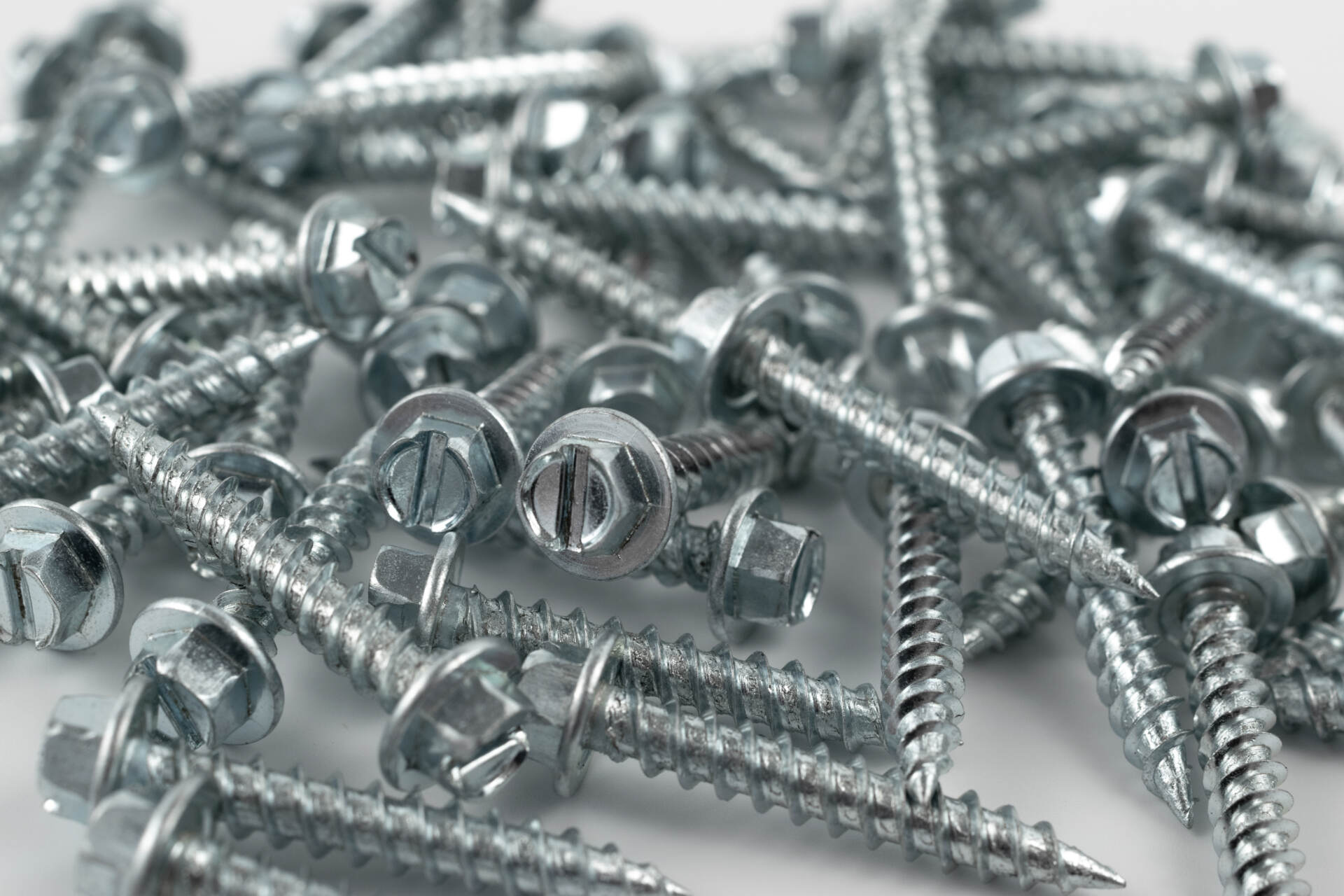 Discover the Best High-Quality Self-Drilling Tek Screws from Shook